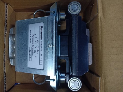 PANASONIC DH6185 TROLLEY DUCT 300V 4P 20A ราคา 7,600 บาท