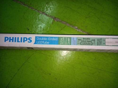 PHILIPS หลอดไฟ LED 18W 6500K DOUBLE-ENDED LED TUBE ราคา 98 บาท