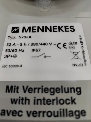 MENNEKS 5792A 32A-3H 380/440V IP67 ราคา 6,400 บาท