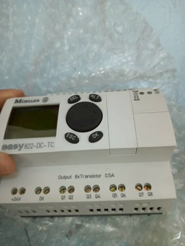 MOLLER RELAY PROGRAMMABLE LOGIC CONTROLLER MODEL: EASY 822-DC-TC ราคา 22,600.00 บาท