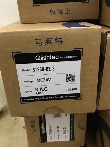 QLIGHTEC ST56B-BZ-3-24-RAG-LB18 ราคา 1,391.60 บาท