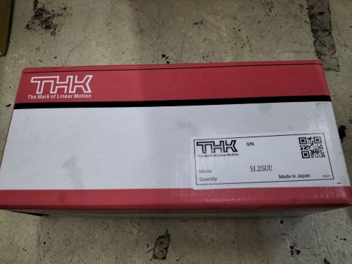 THK LINEAR BEARING MODEL: SL25UU ราคา 2,200 บาท