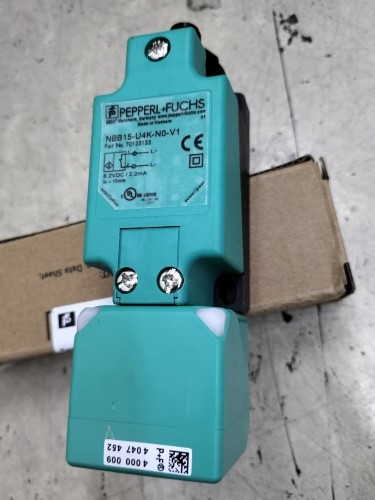 PEPPERL+FUCHS INDUCTIVE SENSOR MODEL: NBB15-U4K-N0-V1 ราคา 1,550.00 บาท