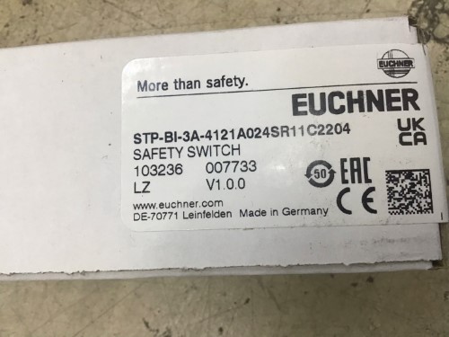 EUCHNER STP-B1-3A-4121A024SR11C2204 ราคา 13,000 บาท