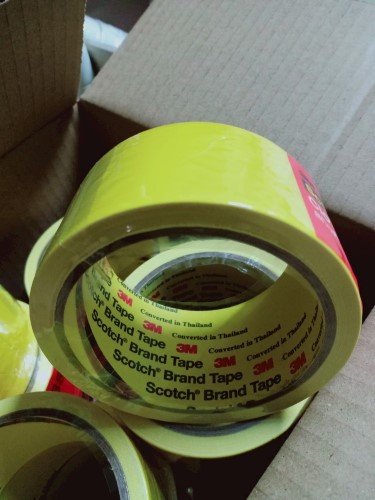 SCOTCH CLOTH TAPE 3M 2" #389 สีเหลือง ราคา 112.00 บาท