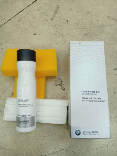 BMW LEATHER CARE KIT WITH UV PROTECTION SET SEAT CLEANER 250ML. ราคา ...