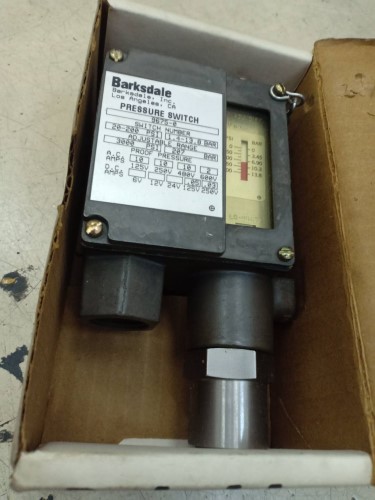 BARKSDALE PRESSURE SWITCH MODEL: 9675-0 20-200PSI.10AMPS. ราคา 21,900 บาท