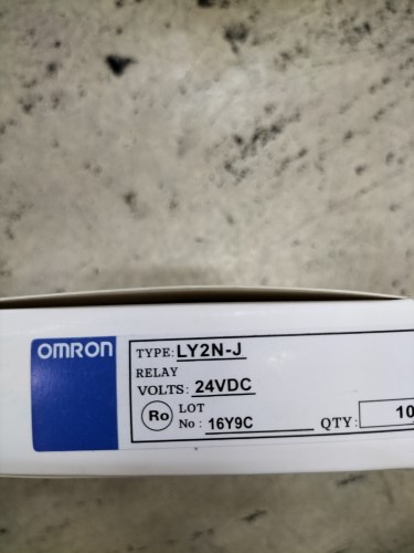 OMRON LY2N-J 24VDC ราคา 284.40 บาท