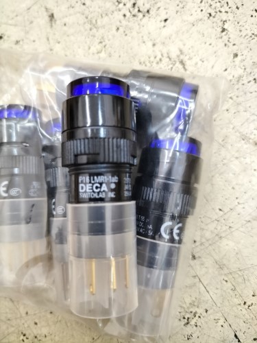 DECA PUSH BUTTON SWITCH MODEL: P16LMR1-AB ราคา 690 บาท