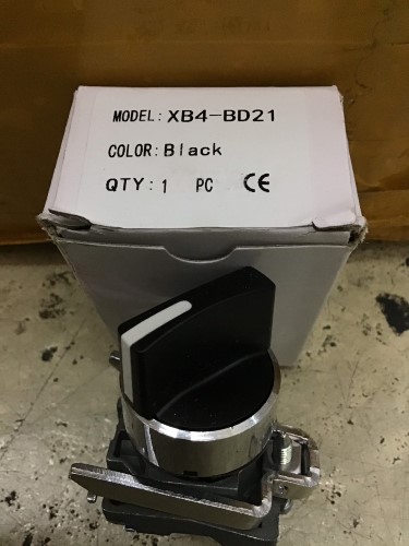 SCHNEIDER XB4-BD21 ราคา 250 บาท