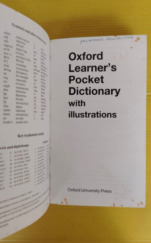 OXFORD LEARNER'S POCKET DICTIONARY with Illustrations