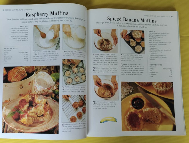 THE ULTIMATE LOW FAT BAKING COOKBOOK BY LINDA FRASER