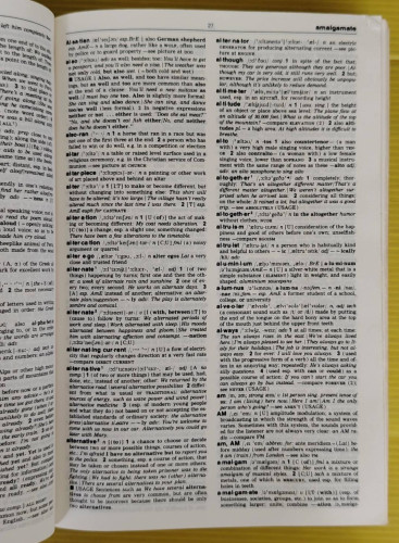 LONGMAN DICTIONARY OF CONTEMPORARY ENGLISH