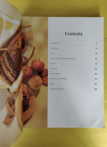 THE ULTIMATE LOW FAT BAKING COOKBOOK BY LINDA FRASER