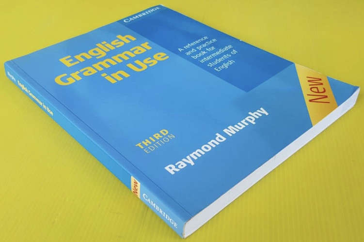 English Grammar in Use by Raymond Murphy