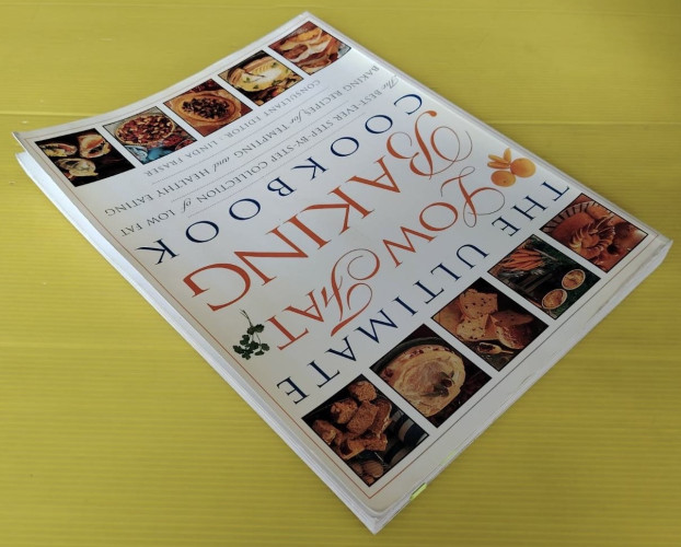 THE ULTIMATE LOW FAT BAKING COOKBOOK BY LINDA FRASER