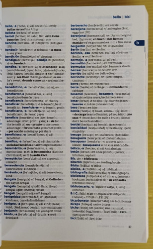 Collins Spanish Dictionary & Grammar IN COLOUR