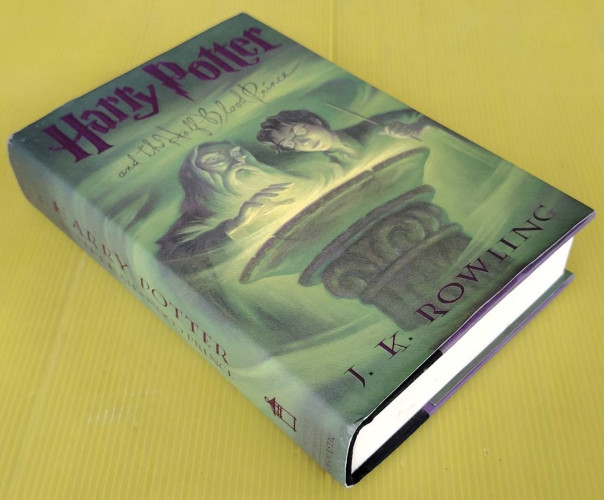 Harry Potter and the Half-Blood Prince by J.K. ROWLING
