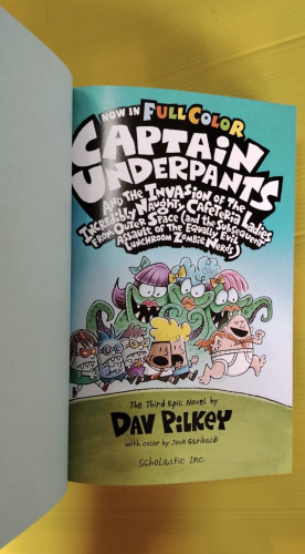 The CAPTAiN UNDERPANTS COLLECTION IN FULL COLOR (BOXSET)