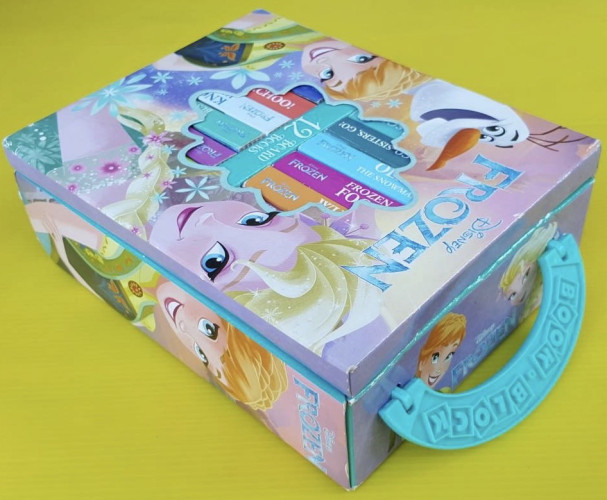 Disney FROZEN BOOK BLOCK
