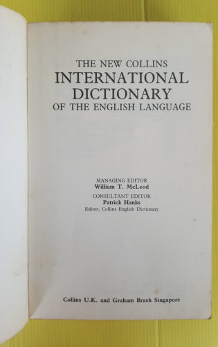 THE NEW COLLINS INTERNATIONAL DICTIONARY OF THE ENGLISH LANGUAGE