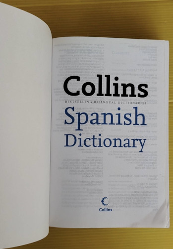 Collins Spanish Dictionary & Grammar IN COLOUR