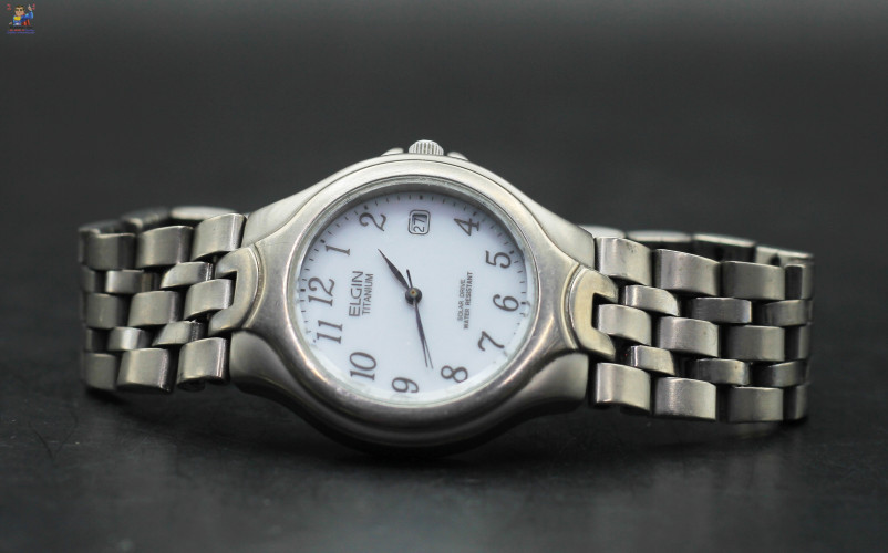 นาฬิกาข้อมือ ELGIN TITANIUM