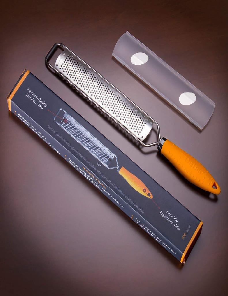 Deiss : DEIAMZ001* ที่ขูดซีสและผิวผลไม้ PRO Citrus Zester Grater