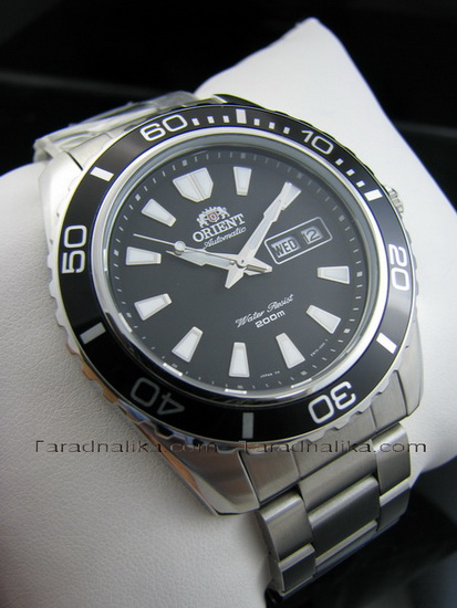 Orient Diver\'s 200 m Automatic New OREM75001B king size