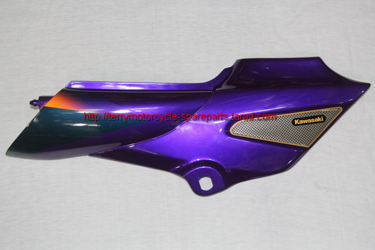 ฝากระเป๋า Kawasaki KR150 KR150R KR150SSR เขียว-ม่วง ขวา แท้