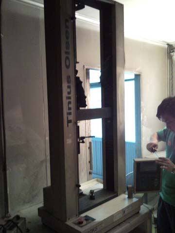 Universal Testing Machine