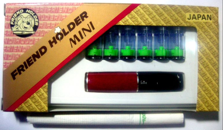 ที่กรองบุหรี่ Friend Holder แบบสั้น ดีดไม่ได้ ( สีแดงเลือดหมู )