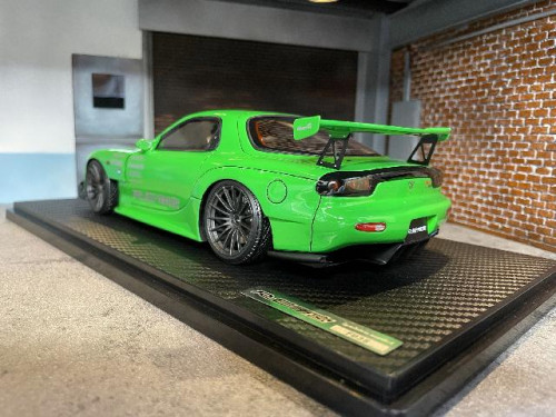 Ignition Model 1:18 Mazda RX-7(FD3S)RE Amemiya Green IG2230