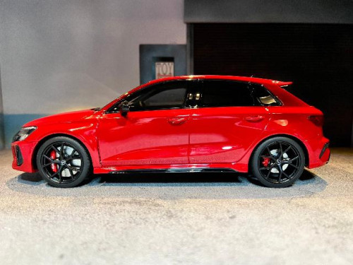 GT378 1:18 Audi RS3 Sportblack 2022 Red [Width 10 Length 27 Height 7 cms]