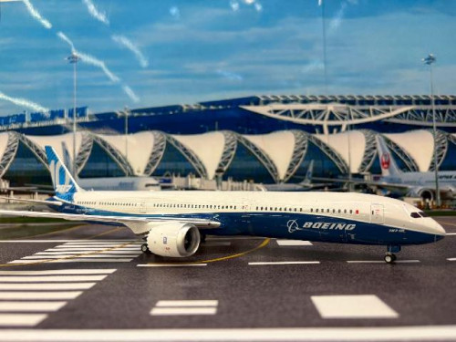 Inflight 1:200 Boeing 787-10 N528ZC IF78X528ZC [Width 30 Length 33 ...