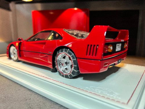 VIP18031 1:18 Ferrari F40 Winter Edition (Resin) [Width 10.5 Length 23 ...