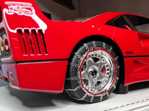 VIP18031 1:18 Ferrari F40 Winter Edition (Resin) [Width 10.5 Length 23 ...