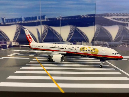 Inflight IF752TW0623 1:200 TWA 757-2Q8 N712TW [Width 19 Length 24 ...