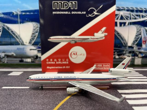 Phoenix 1:400 China Airlines MD-11 B-151 PH1953