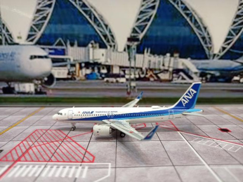 Phoenix P4598 1:400 ANA A320neo JA220A [Width 9 Length 9.5 Height 3 cms]