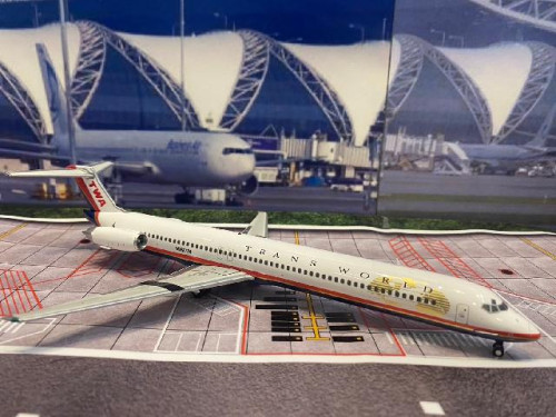 Gemini Jets G2911 1:200 TWA MD-80 N960TW [Width 16 Length 22.5 Height 4 ...
