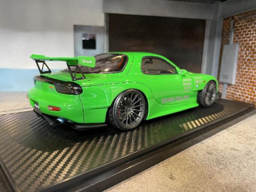 Ignition Model 1:18 Mazda RX-7(FD3S)RE Amemiya Green IG2230