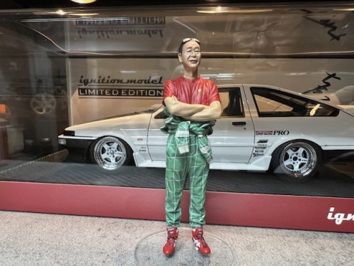 IG1296 1:18 Toyota Sprinter Trueno(AE86) 3Door White With DK [Width 9 ...