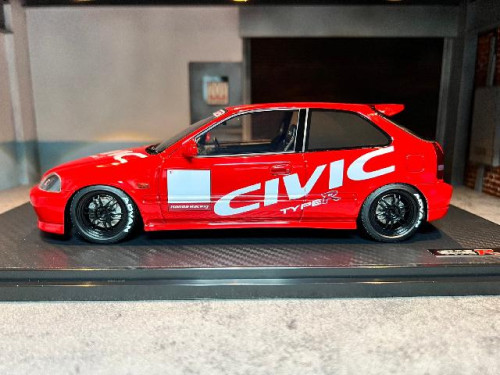 IG2680 1:18 Honda Civic(EK9) Type R Red [Width 9 Length 23 Height 7 cms]