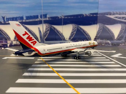 Inflight IF752TW0623 1:200 TWA 757-2Q8 N712TW [Width 19 Length 24 ...