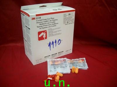(ปลั๊กอุดหู 3M 1100 แบบไม่มีสาย(7฿)--(ปลั๊กอุดหู 3M 1110 แบบมีสาย(20฿)