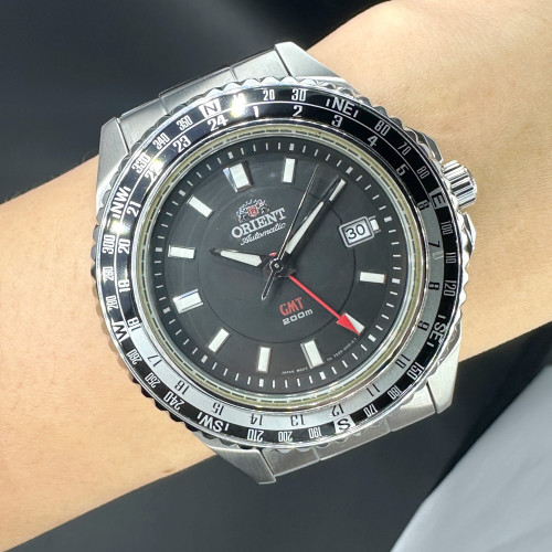 ORIENT GMT 200m Automatic Date ขนาดตัวเรือน 45 mm. (Fullset)